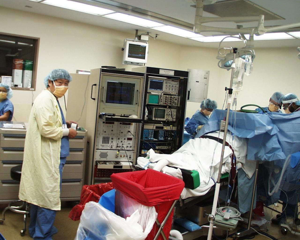 Movement Disorder Surgery: Neurophysiology | Columbia Neurology