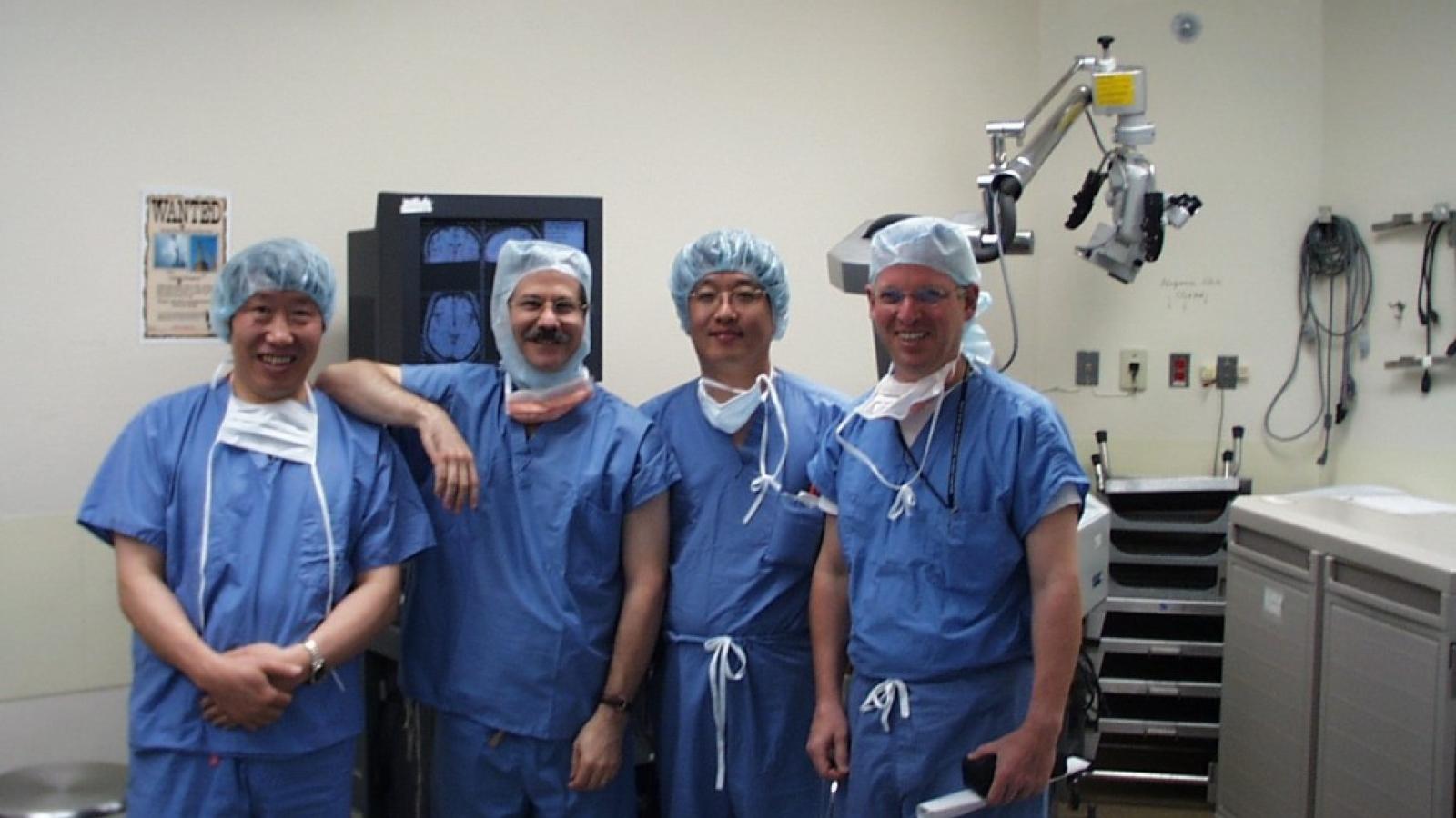 Movement Disorder Surgery: Neurophysiology | Columbia Neurology